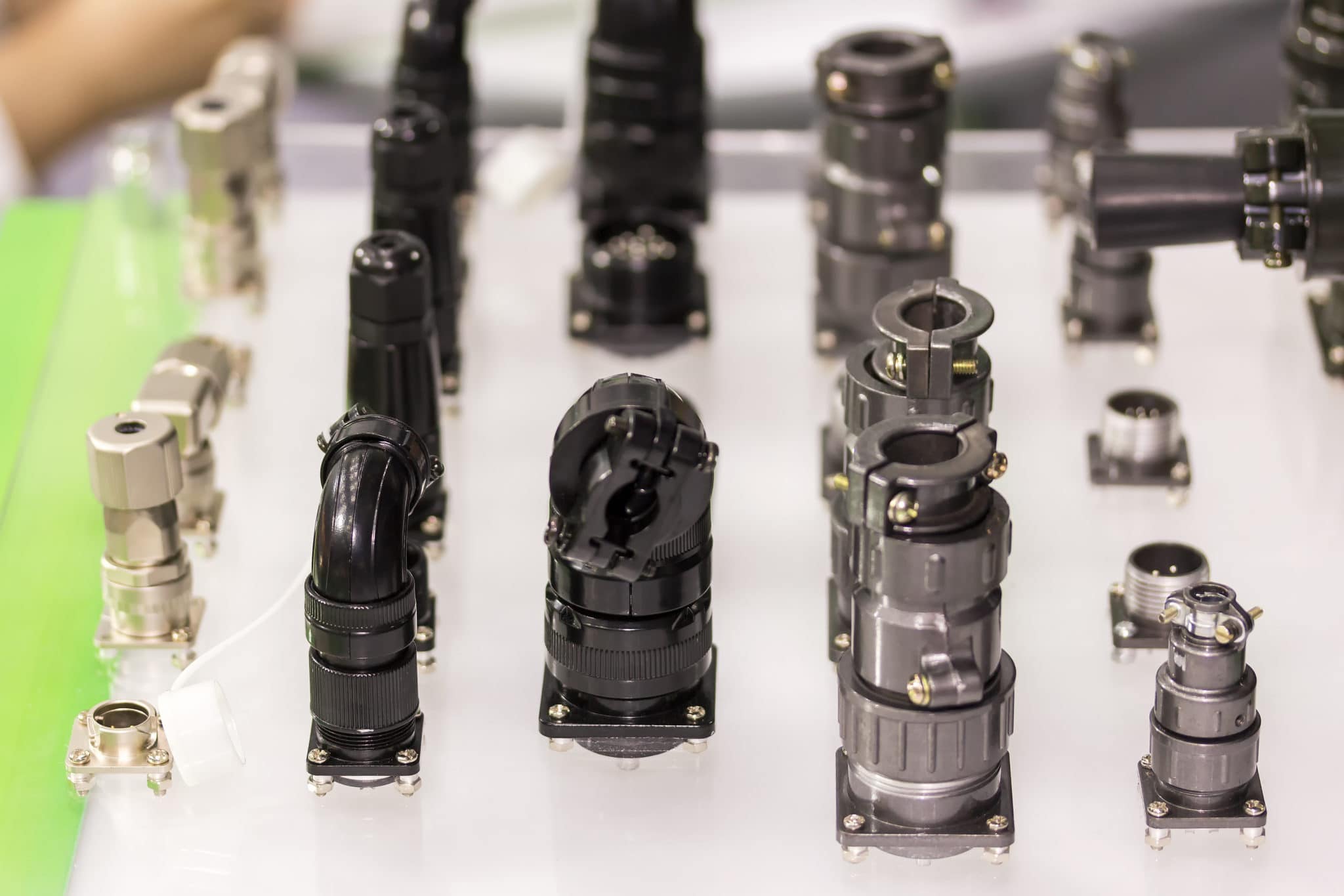 Choosing the Right Rugged Connector for a Harsh Environment ...